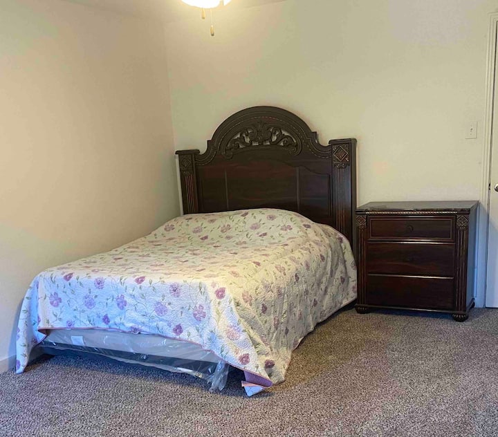 Cozy Home On The Water -Master - Arlington, TX