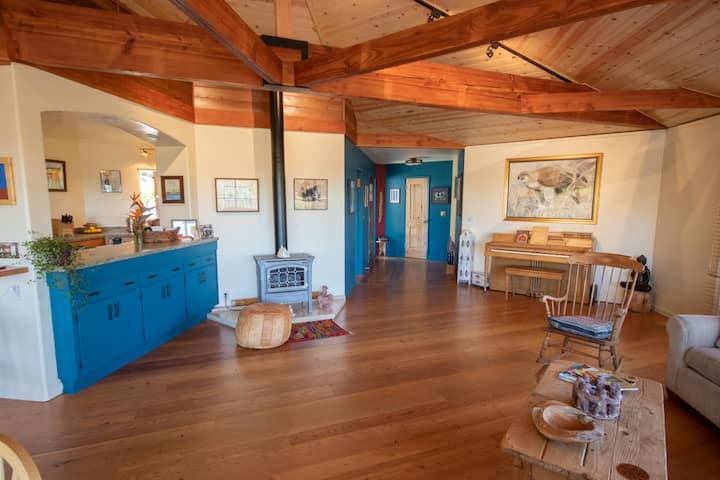 No Place Like Home, It's a Holiday! - Houses for Rent in Sebastopol ...