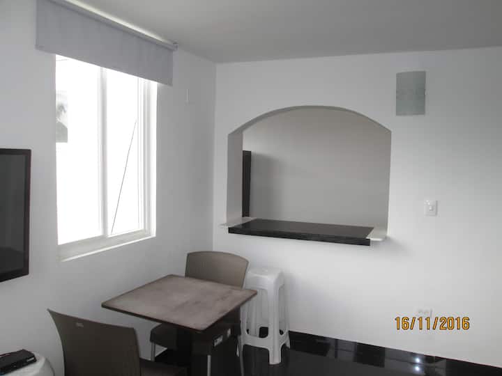 Apto Tercer Piso Edificio Sarie Bay, San Andrés - San Andrés