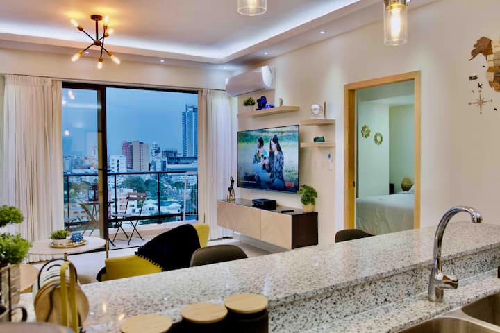 Breathtaking City Views | Chic & Modern / Piantini - Santo Domingo