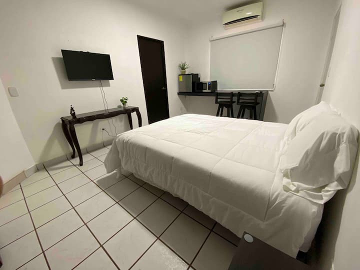 Habitación 2 - Con Amplío Patio - Hermosillo