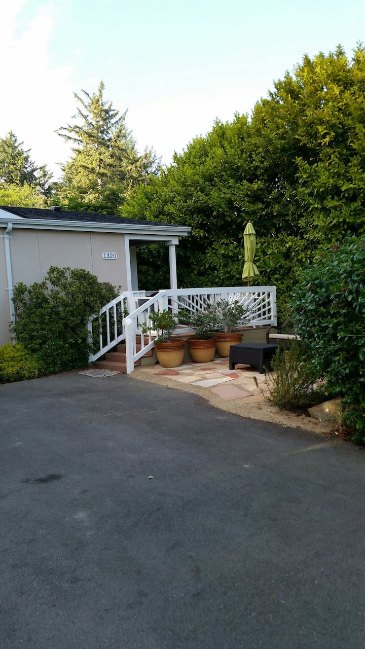 Secluded Seamist Suite - Crescent City, CA