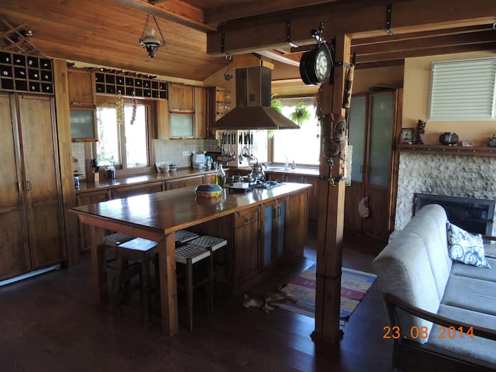 İZmir Foça'da çIftlik Evi - Foça