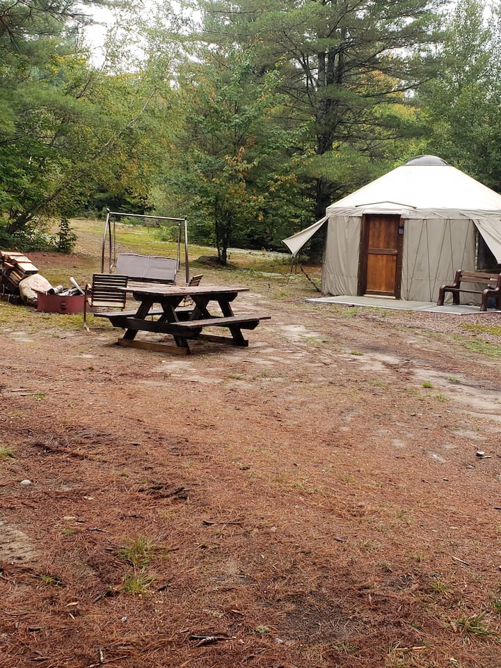 High Banks Hideaway - Carousel, Redford