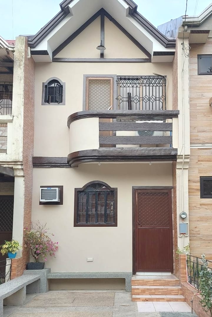 Tagaytay Home Rental By Casa Yzabelle - Tagaytay
