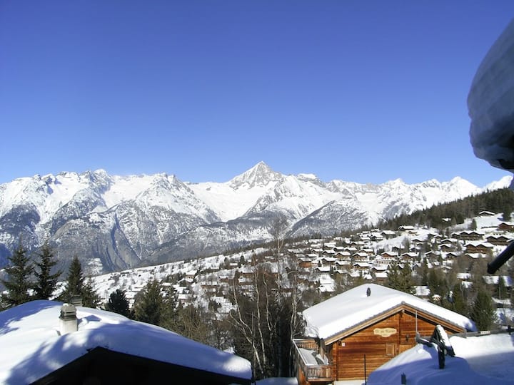 Chalet En Plein Domaine Skiable - Kanton Wallis