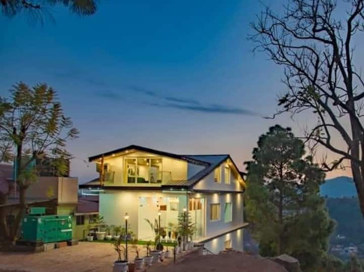 Skyhigh 4 Bedroom Kasauli - Solan