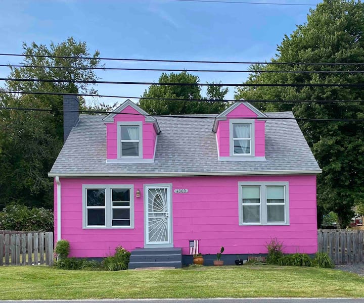 "Posada El Milagro" Island Inn - Chincoteague, VA