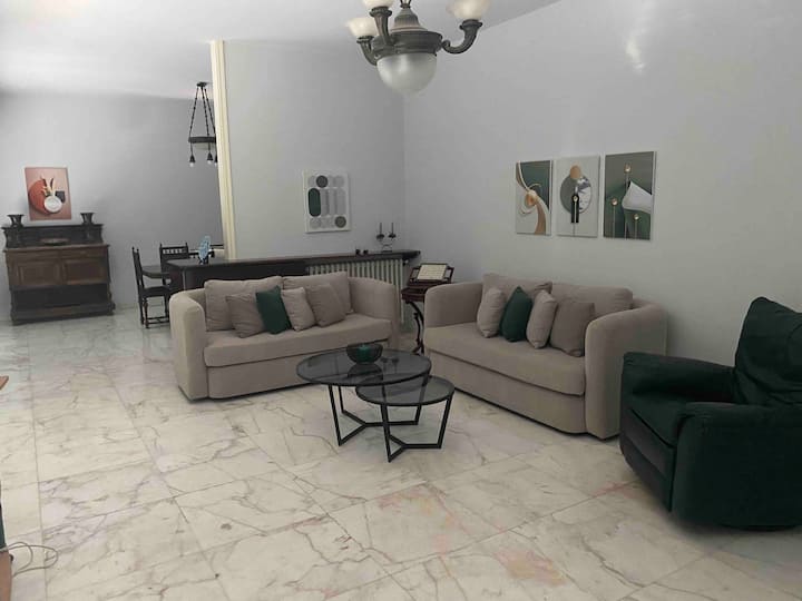 Furnished & Renovated 3bd W/ View - Liban