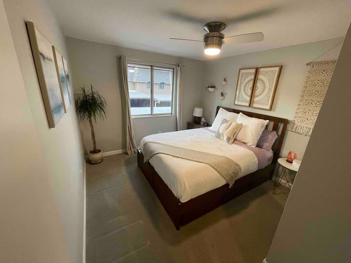 Spacious 3br Townhome-easy Mountain & City Access. - Golden, CO