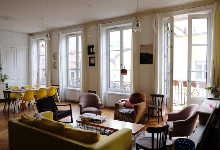 Appart Arty Et Lumineux Coeur De La Croix-rousse - Lyon