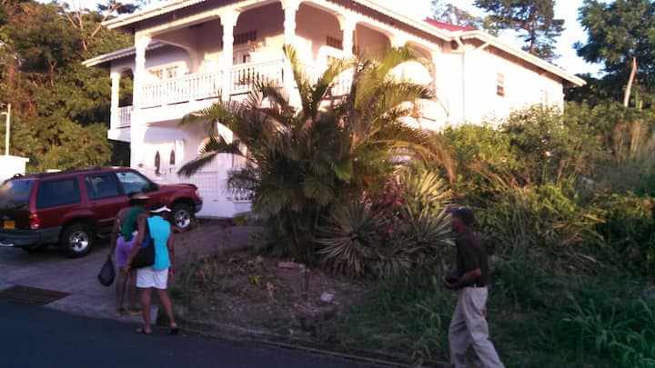 Beautiful Ocean Front - Studio Apt - #3 - Granada