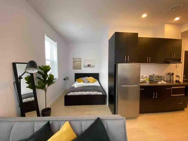 Studio Neuf 204, Metro, Wifi, Cuisine, Ac - Montreal