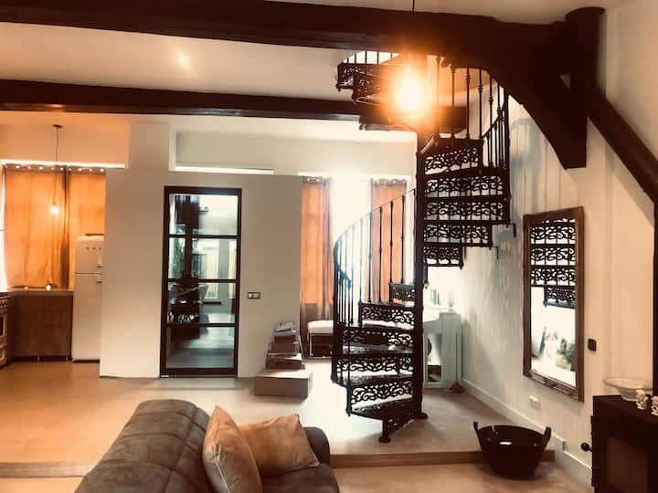 Luxe Herenhuis Oude Centrum Met Tuin Op Zuiden - Volendam