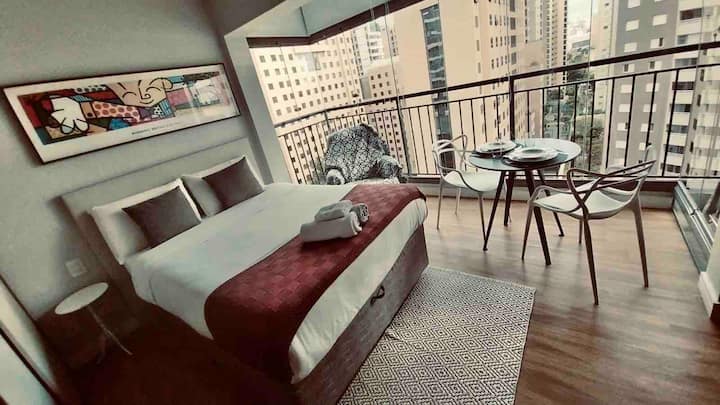 Studio Fino E Equipado Em Moema Ao Lado Do Metrô - São Paulo