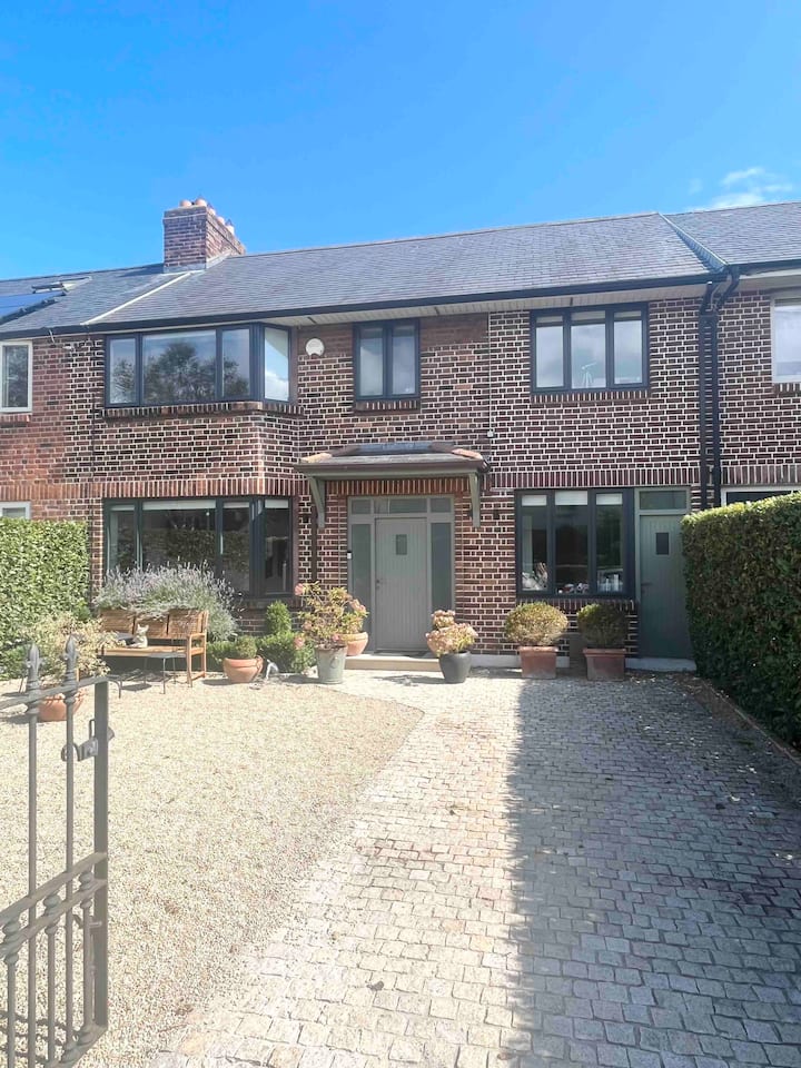 5 Bed - 20 Minute Walk To The Aviva Stadium - Dublin
