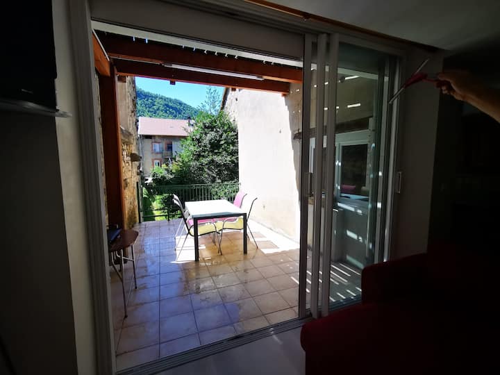 Bel Appartement Centre-ville - Nantua