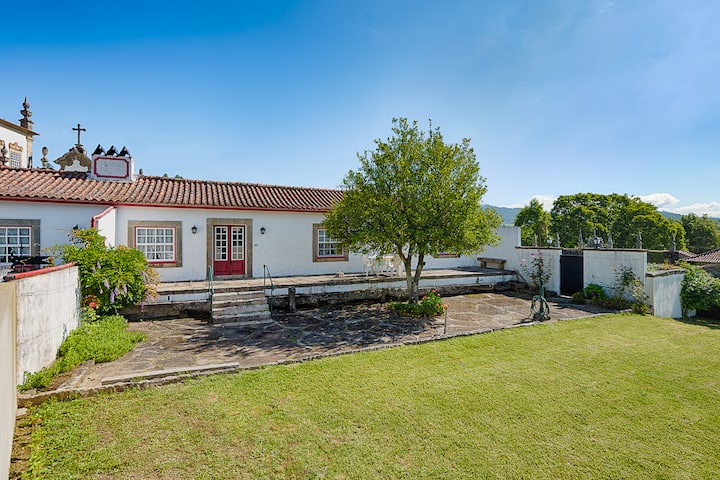 Charming House Surrounded By 16th Century History - Ponte de Lima