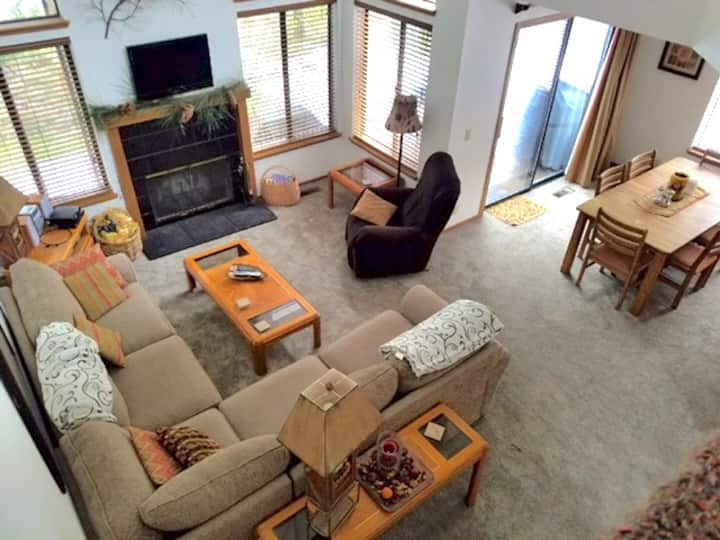 Spacious Family Condo Close To Amenities!! - Sunriver, OR