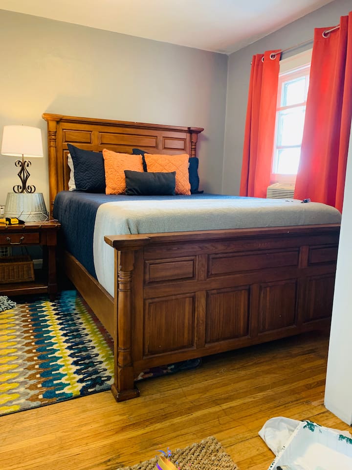 Glass City  Getaway - Toledo, OH