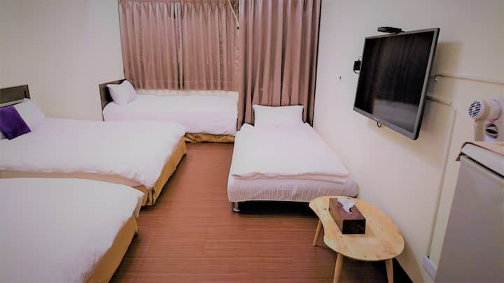 B6d2n(精緻家庭式6人房 )(1房1衛4床)台中逢甲夜市住宿/民宿 - 西屯區