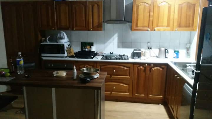 Large Peaceful Surroundings - Gold Coast