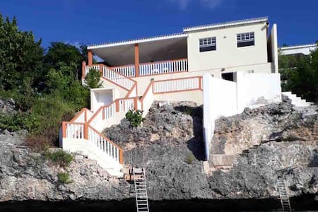 Lagun Vacation Rentals & Homes - Curaçao, Curaçao | Airbnb