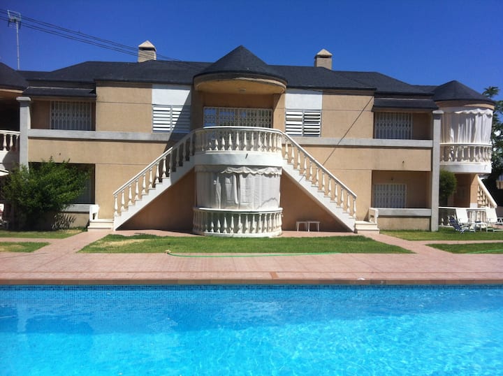 Casa Con Jardín Y Piscina A Pocos Pasos Del Mar - Punta Umbría