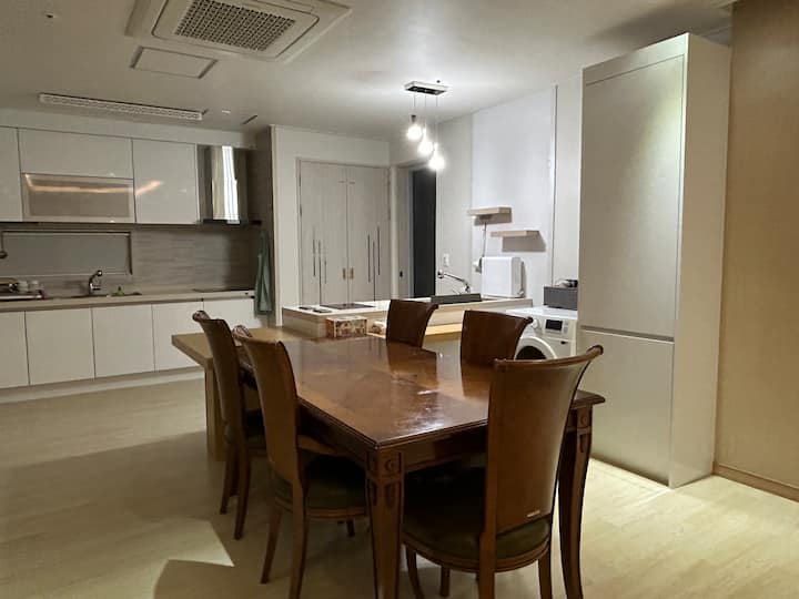 [초이스하우스] 동부산 오시리아 숙소 롯데월드 도보 8분거리 - Busan