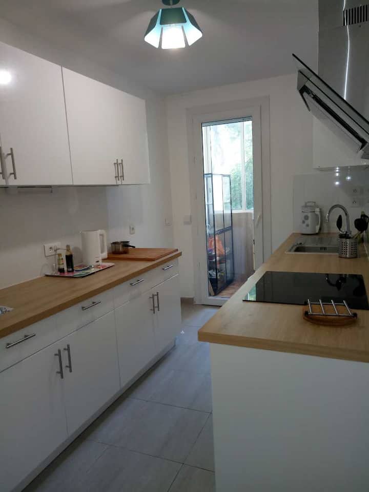 Appartement 3 Pièces Situé Au Lapin Blanc 13008 - Marseille