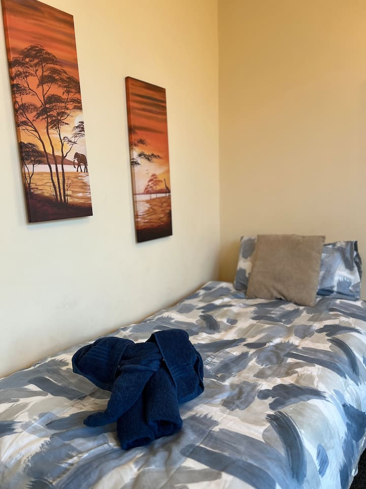 Winter Gardens Large Flat 1 - Blackpool