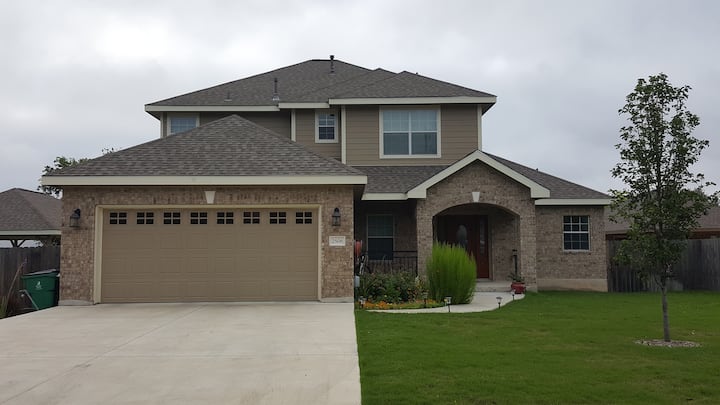 Beautiful Room - Leander, TX