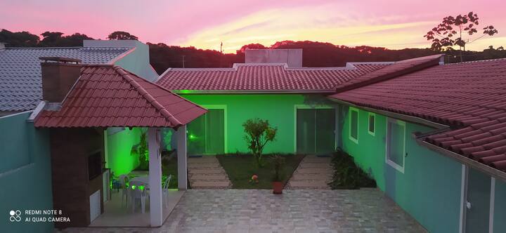 Kitnet 2 Completa, P/ Família, Bem Localizada Gtba - Guaratuba