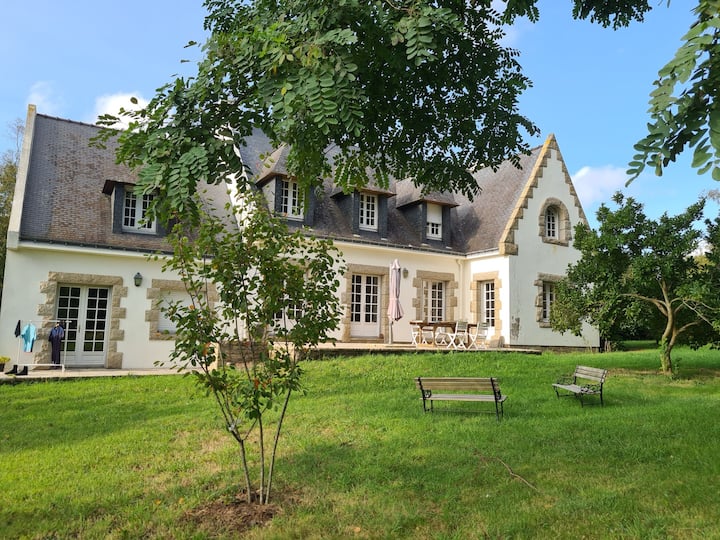 Maison Sur Vaste Parc à 10 Min. à Pied Du Port - Carnac