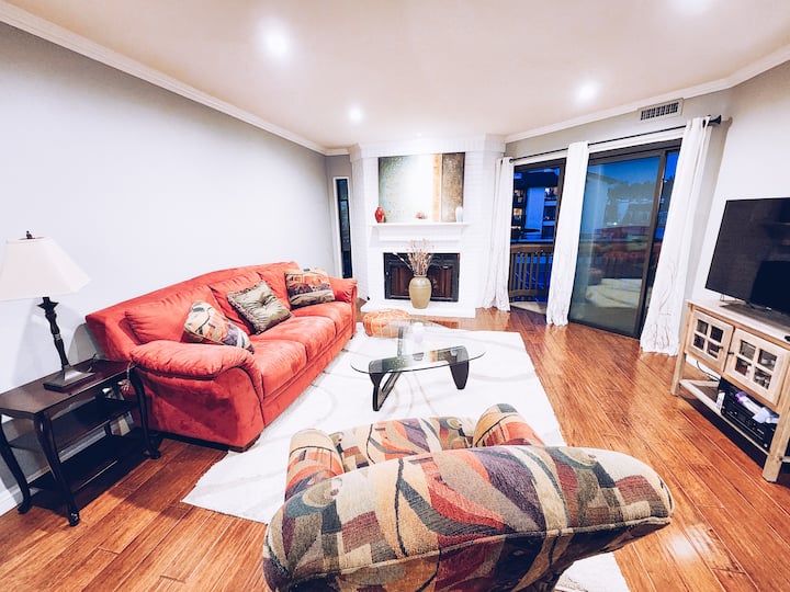 1-bedroom Condo Near Lax In Playa Del Rey Beach! - Santa Mónica, CA