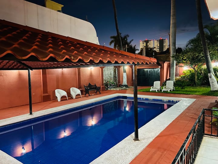 Mansión Vacacional Ideal Para Grupos Grandes - Mazatlán
