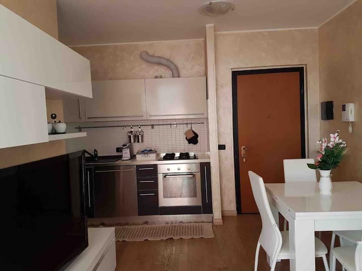 Intero Appartamento Vicinissimo All’aeroporto - Busto Arsizio