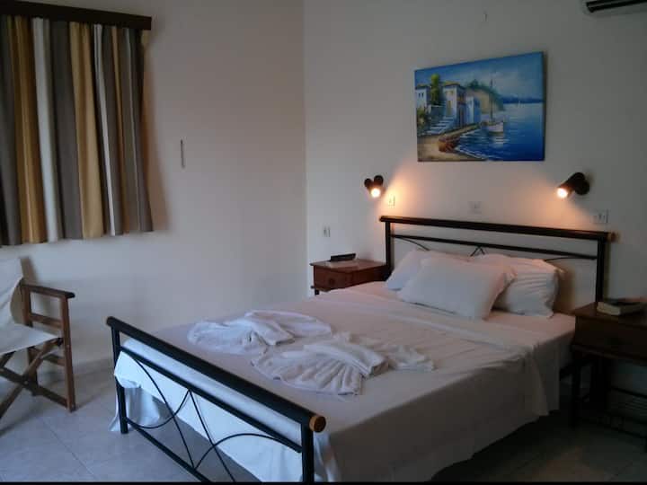 Three Brothers Studios, Studio Apartment 6 - Lindos