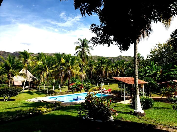 Finca Villa Clara, Ideal Para Descansar Y Vivir Memorables Momentos  En Familia Y Con Amigos Disfrutando De La Naturaleza. - Espinal