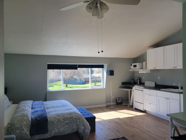 Private Studio ❤ - Beaverton, OR