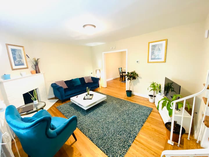 Arlington House, The Best Location For Dc, Parking - Falls Church, VA