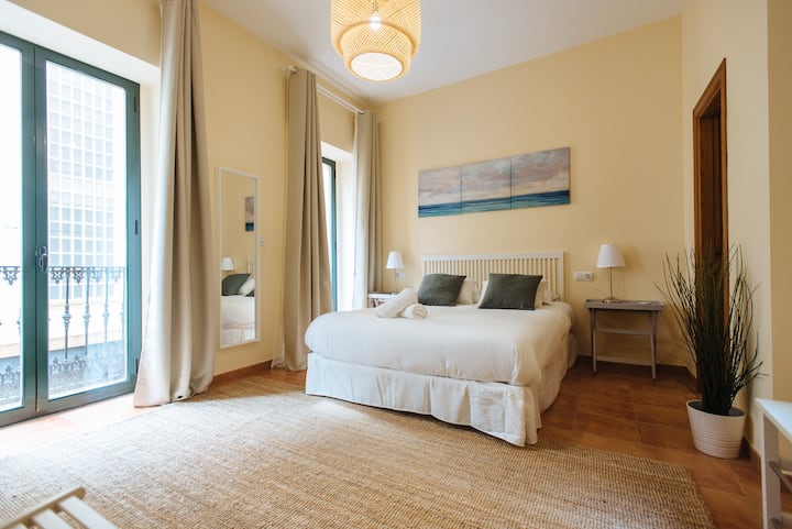 Amplio Apartamento En El Barrio De La Alfalfa - Sevilha