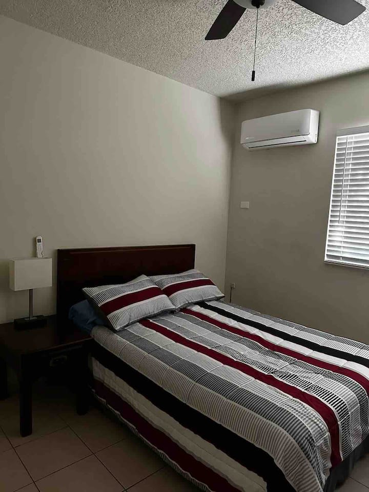 Entire Condominium Monterrey Comodo Y Completo - Monterrey
