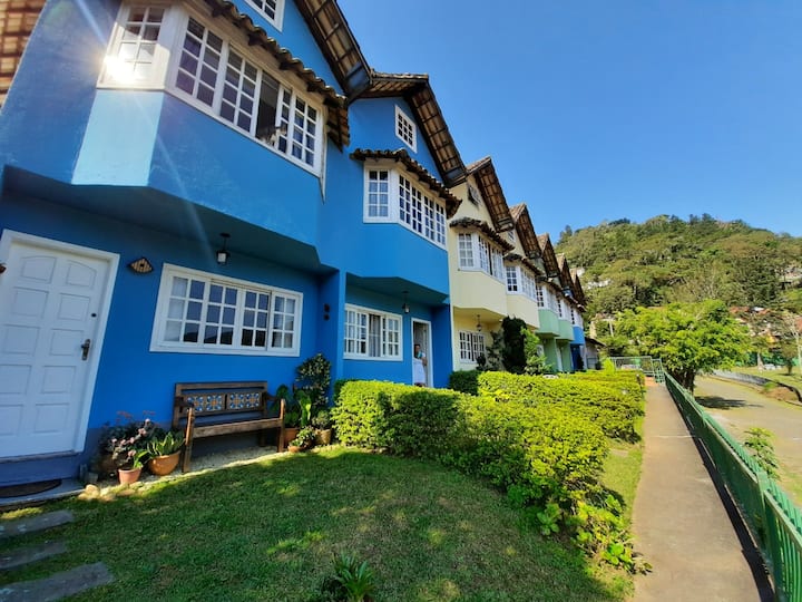 Casa No Alto Com Piscina - Perto Feirinha E Comary - Teresópolis
