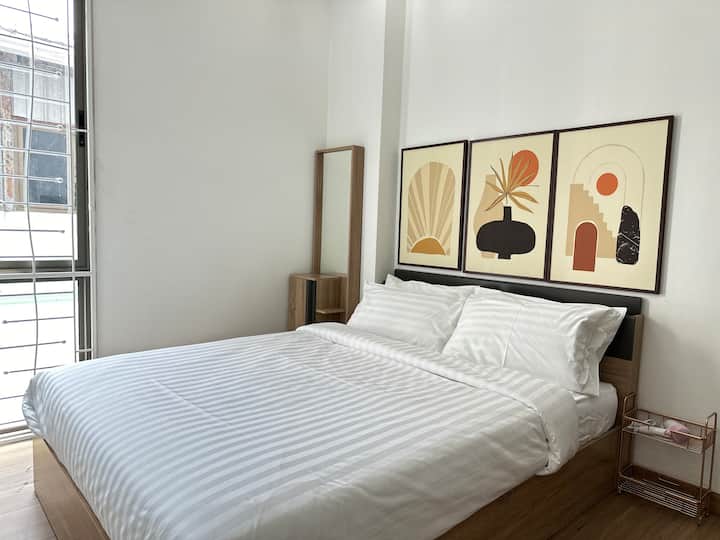 3 Chambres, 3 Salles De Bains, Wi-fi, Cuisine, Huai Khwang - Bangkok
