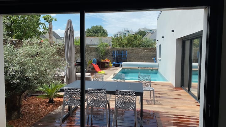 Loft Neuf De 2020 Avec 220m2 Habitable Et Piscine - Angers