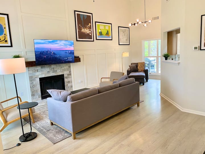 Spacious, Stylish, Home Away, Near Trilith Studios - Peachtree City, GA
