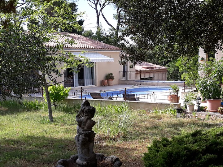 Villa Le Bosquet En Luberon. - Bonnieux