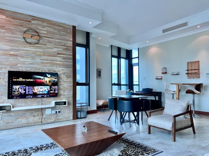 Stunning Ocean Front Apartment In City Center - Dar es Salaam