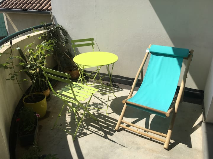 Appartement Avec Ascenseur Au 4ème éTage - Saint-Affrique